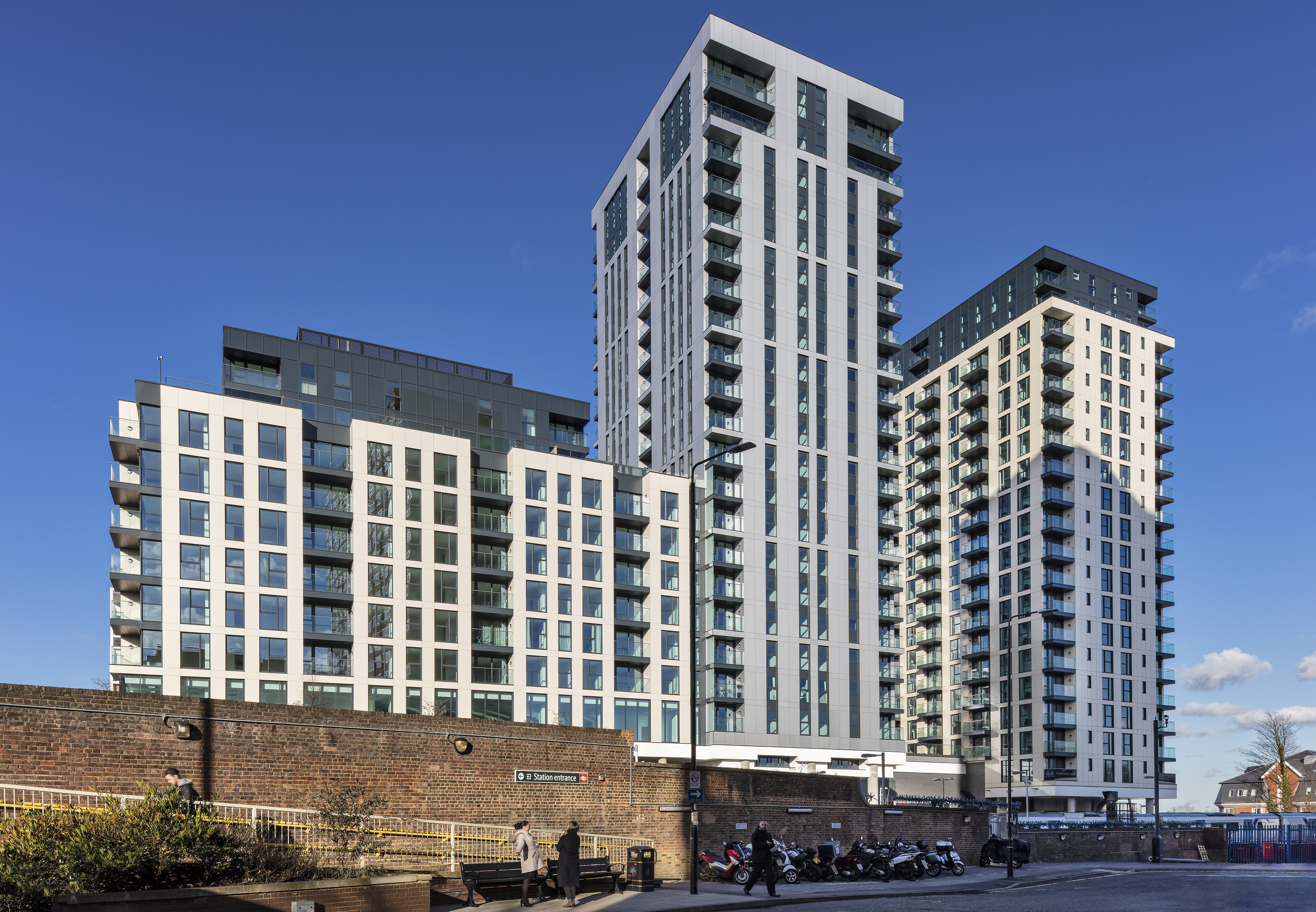 Sutton Point - QuinnRoss