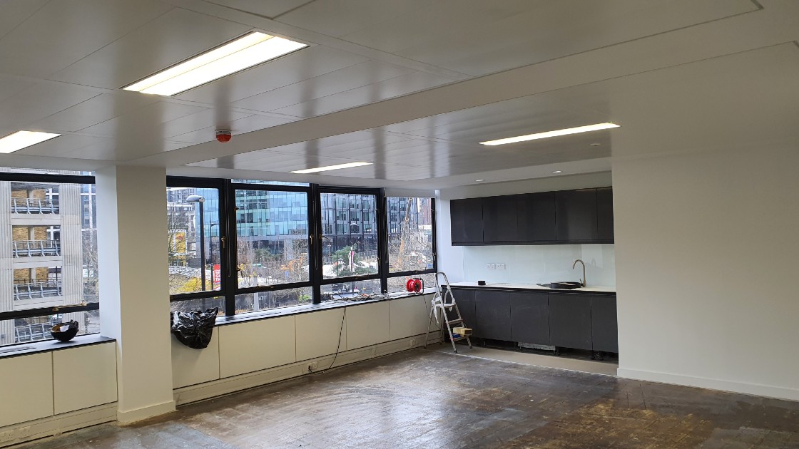 Construction: Corinthian House - QuinnRoss